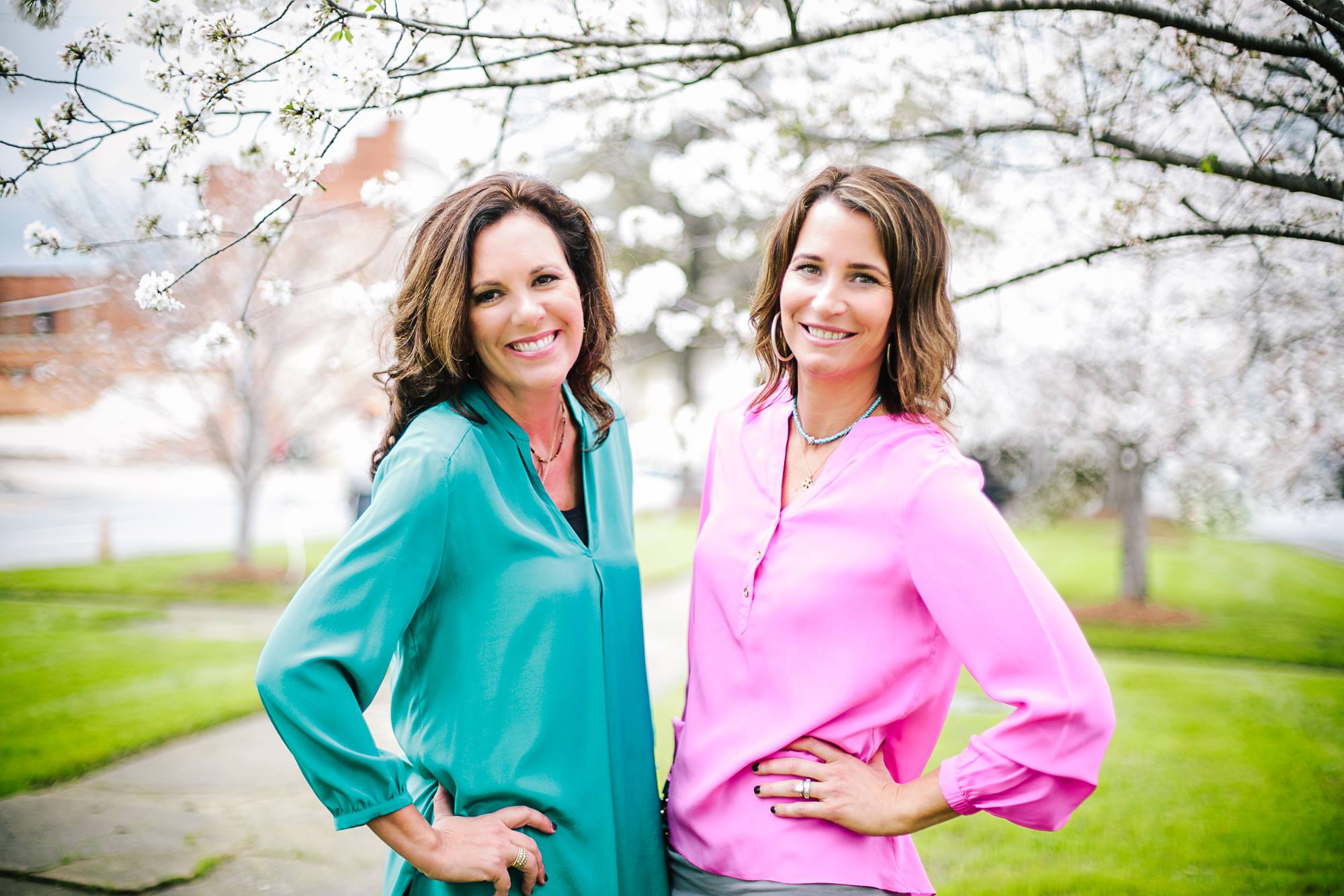 Jenny Greer & Erin Bickley - Hold Your Haunches - Venture Mom